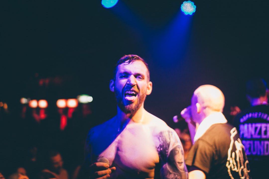 Crystal F erklärt uns seine ekligsten Lines | Heckmeck.Tv